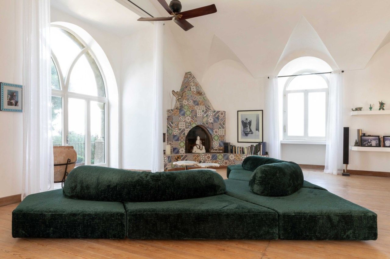 Li Galli, The Island of the Sirens